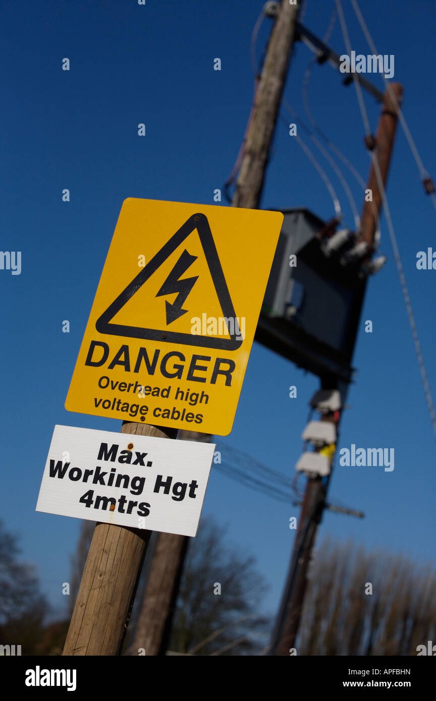 Max height sign hi-res stock photography and images - Alamy