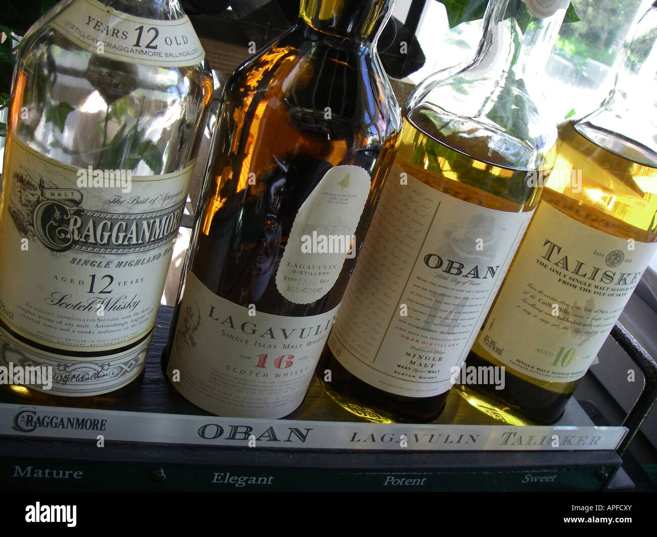 Malt whiskys hi-res stock photography and images - Alamy