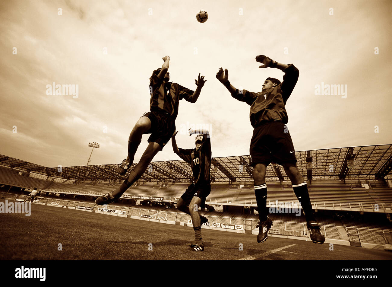 Goalkeeper punching ball hi-res stock photography and images - Alamy
