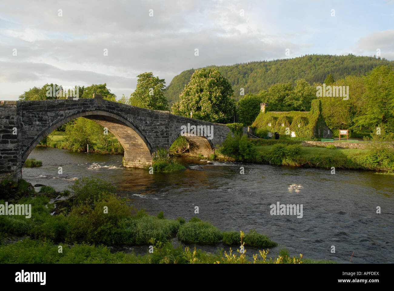 Llanrwst landmark hi-res stock photography and images - Alamy