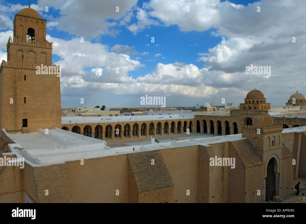 Mosque Of Sidi Okba Stock Photos & Mosque Of Sidi Okba Stock Images - Alamy