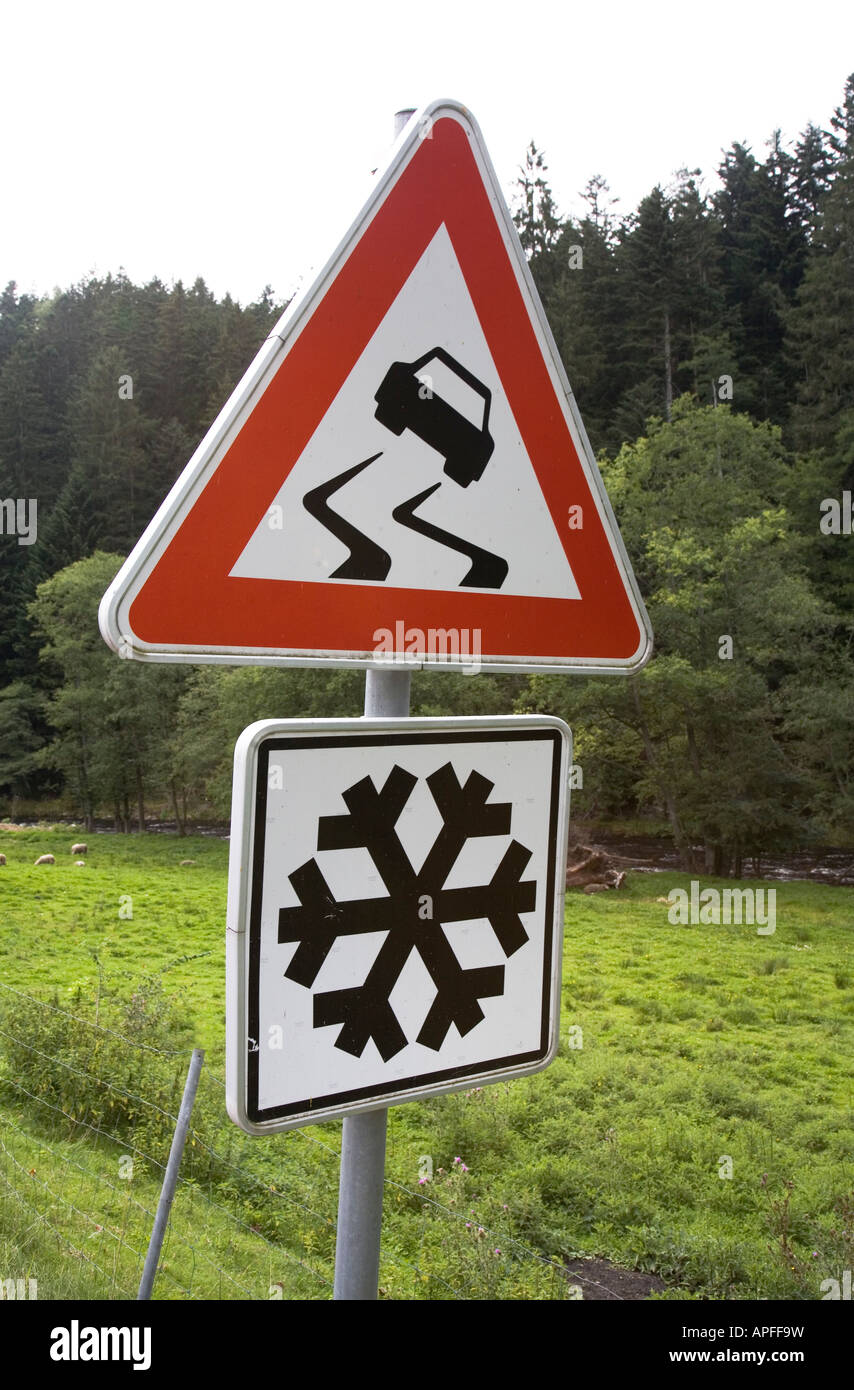 Road sign for slippery road snow and ice Czech republic Stock Photo - Alamy
