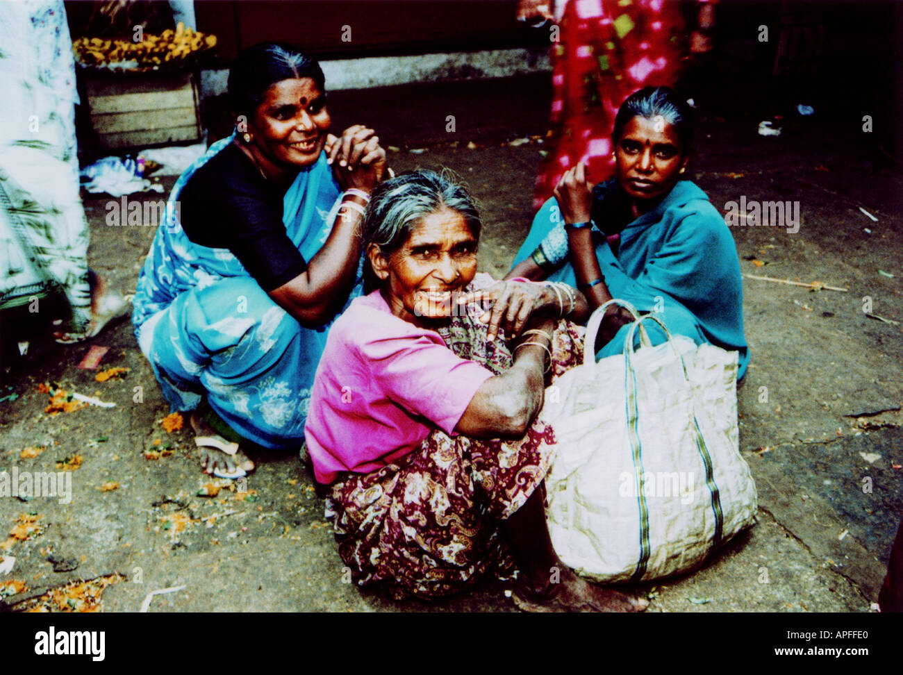 Knattering hi-res stock photography and images - Alamy