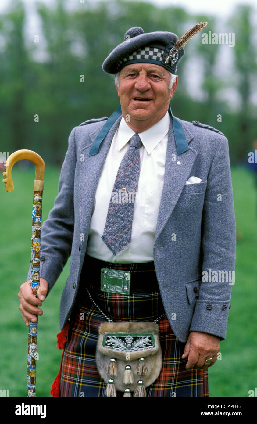 Native garb hi-res stock photography and images - Alamy