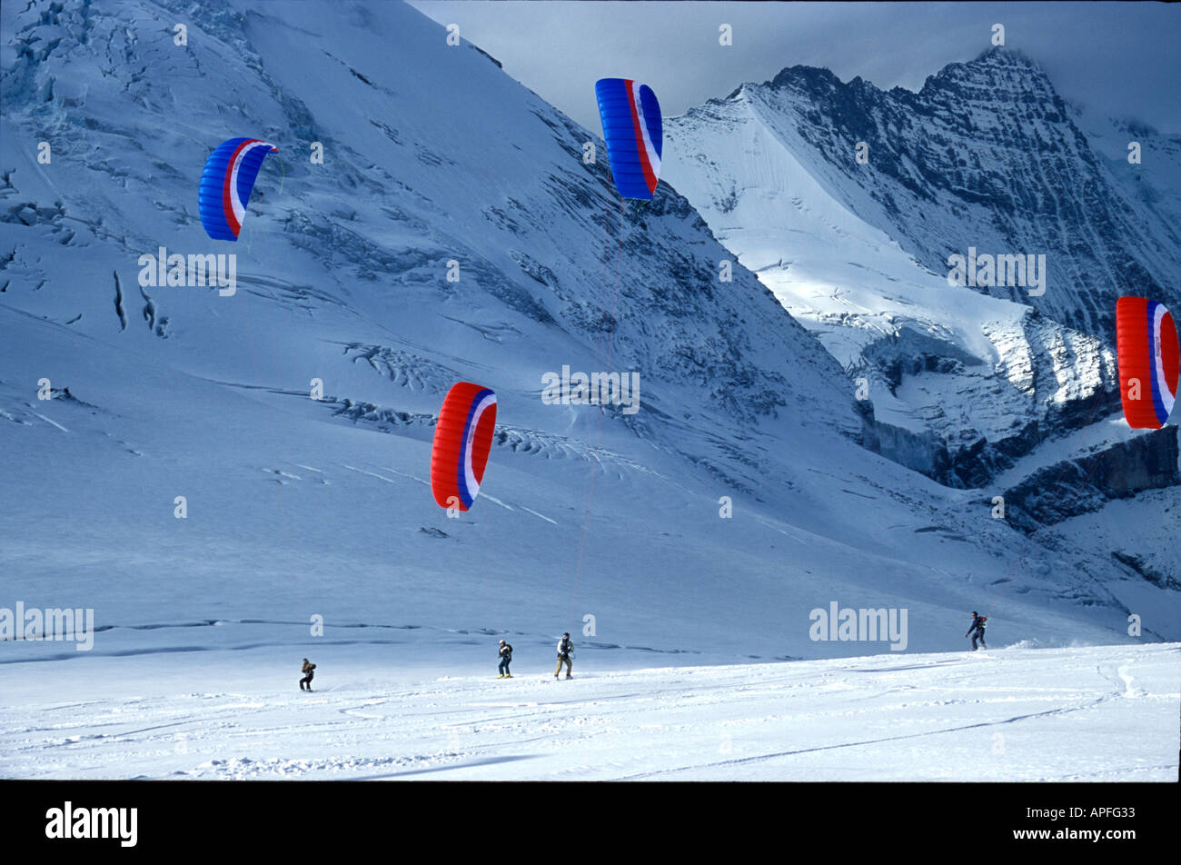 KITE SNOWBOARDING ACTION Stock Photo - Alamy