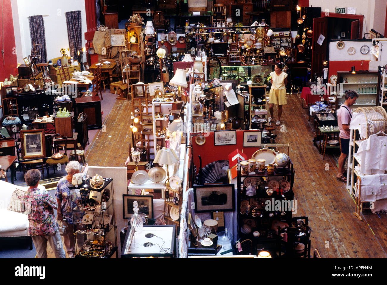 Antiques Market High Resolution Stock Photography and Images - Alamy