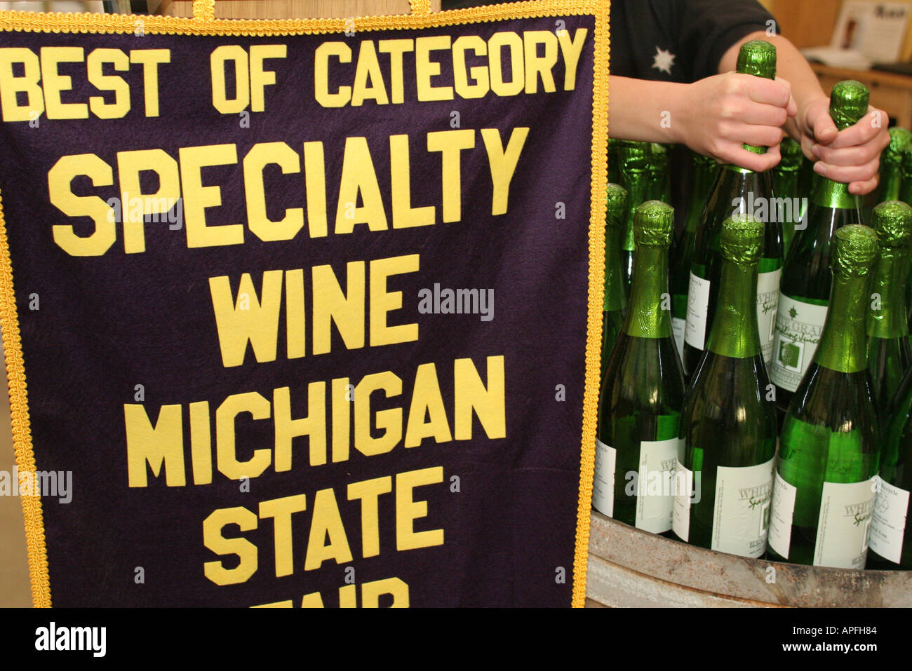 Black star farms hi-res stock photography and images - Alamy