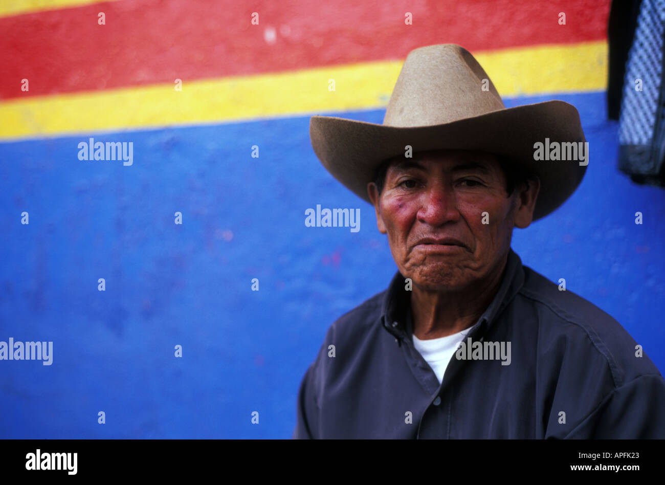 Guatemalan man Quetzaltenango, Guatemala Stock Photo - Alamy