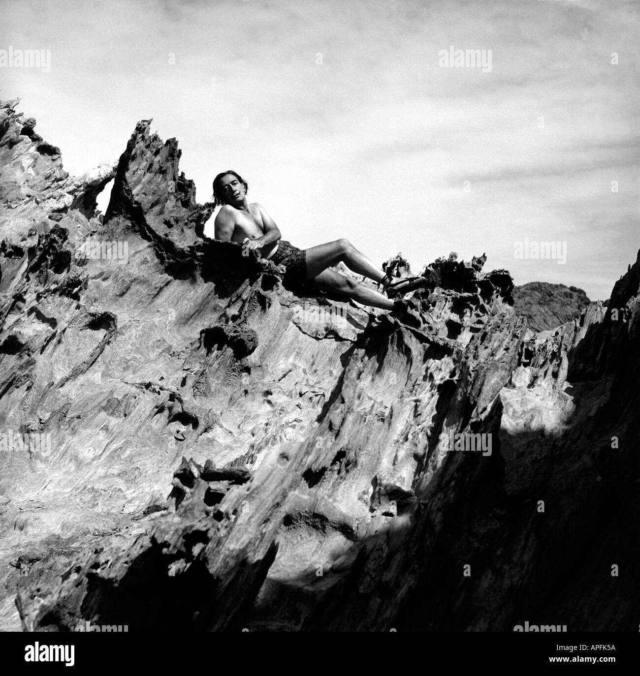 Salvador dali artist painter 1959 hi-res stock photography and images ...