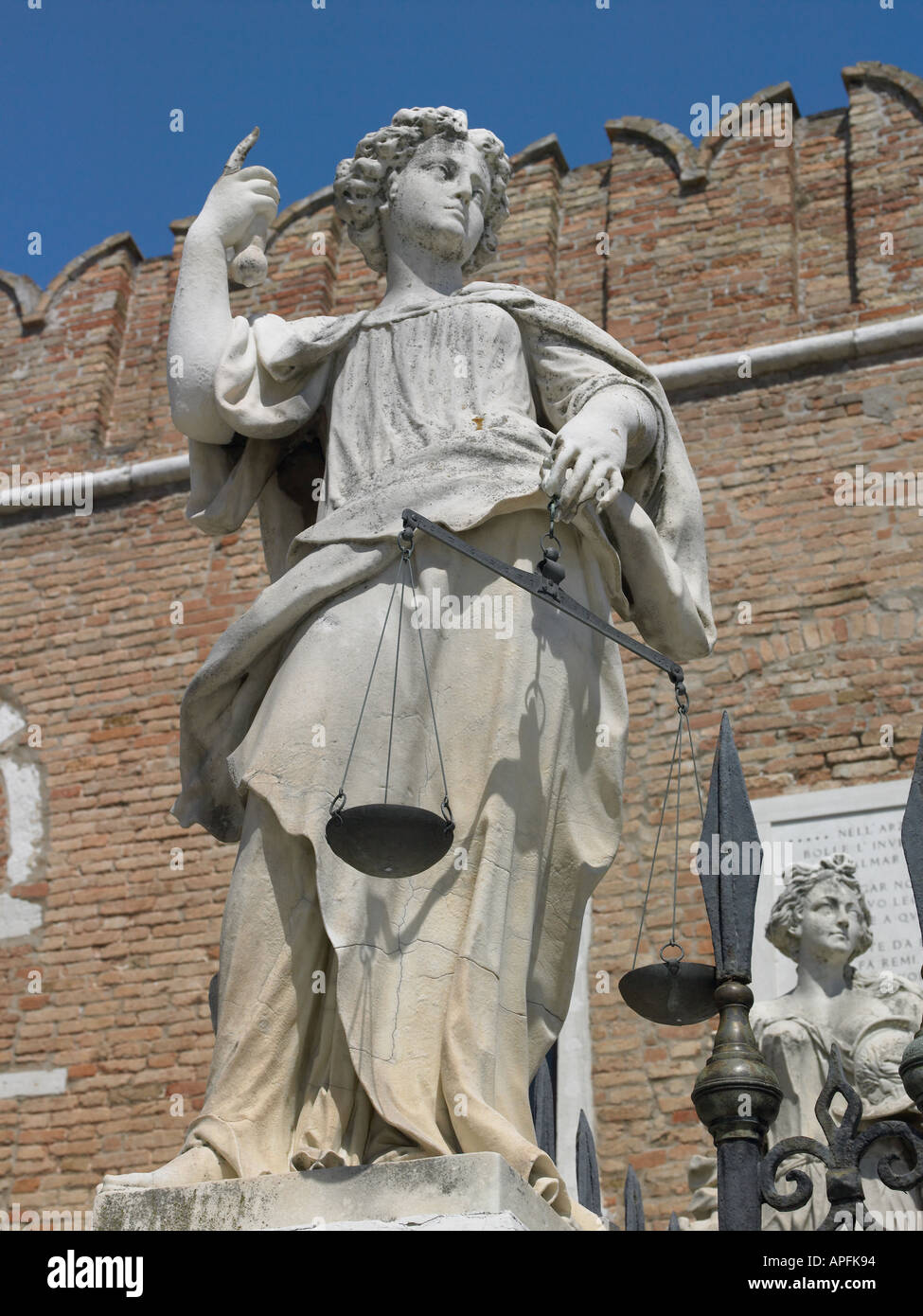 Statue in Venice Stock Photo - Alamy