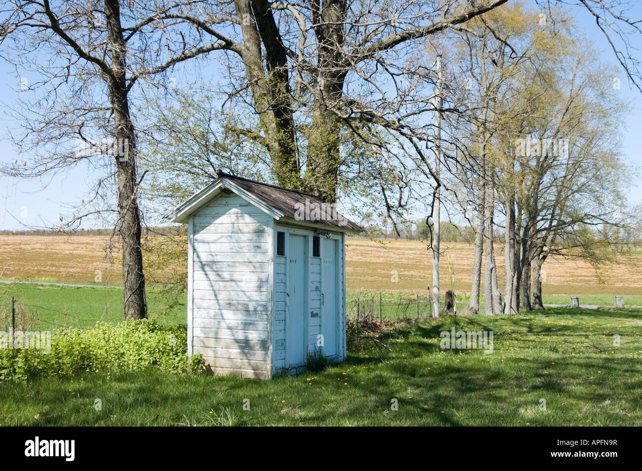 Outhouse hi-res stock photography and images - Alamy
