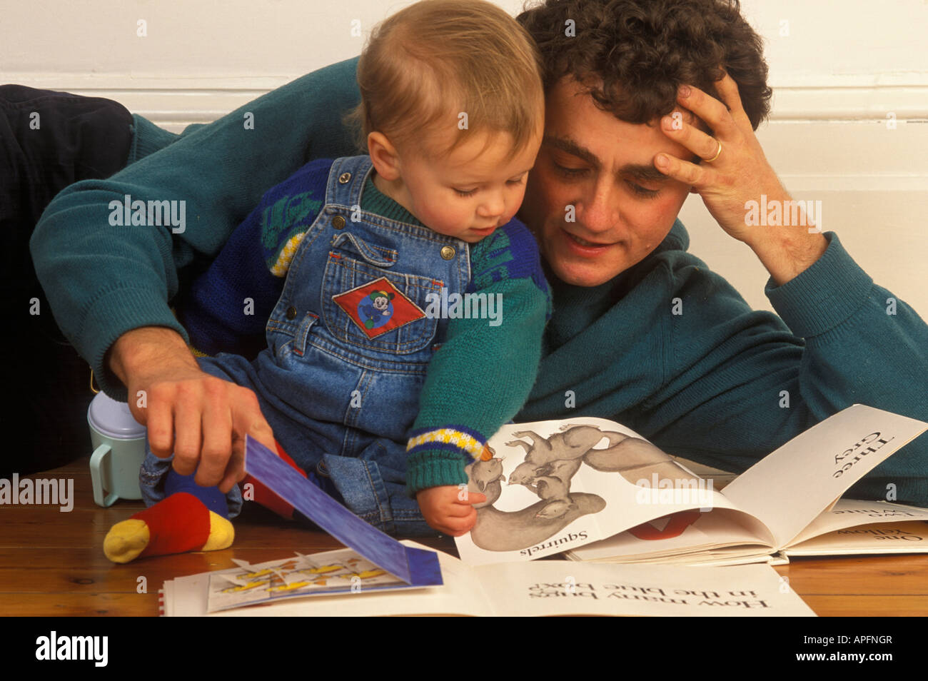 Books for toddlers hi-res stock photography and images - Alamy