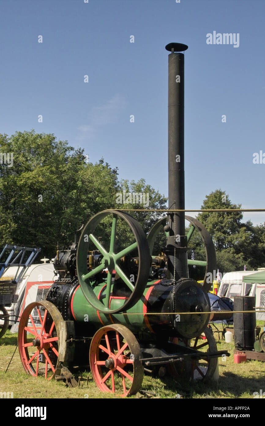 Tall chimney steam engine hi-res stock photography and images - Alamy