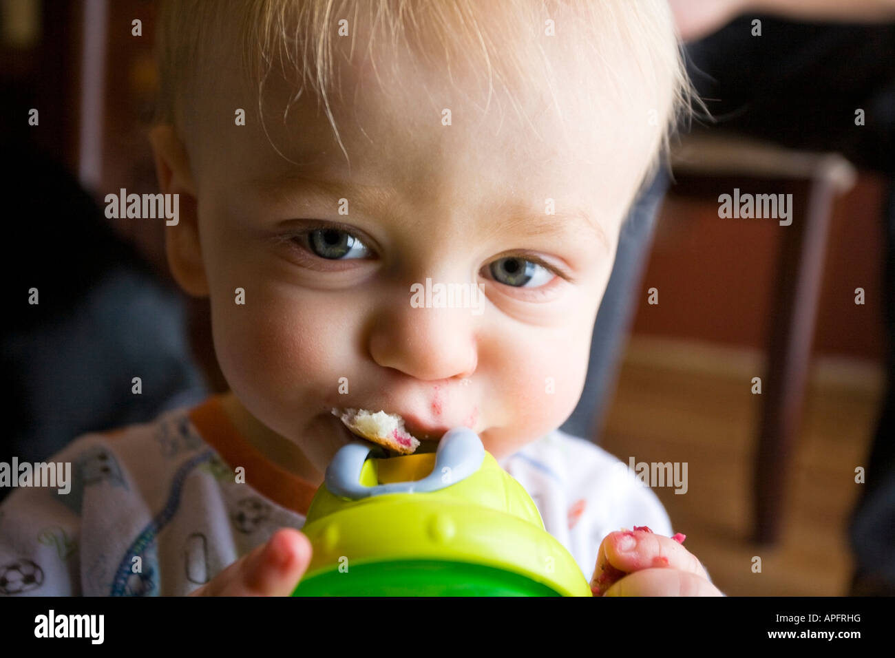 Baby drinking cups hi-res stock photography and images - Alamy