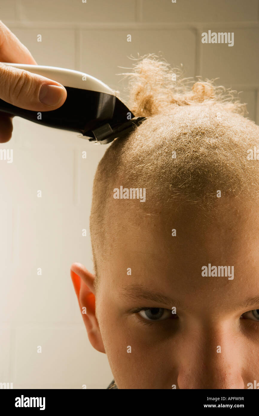 Buzz cut hi-res stock photography and images - Alamy