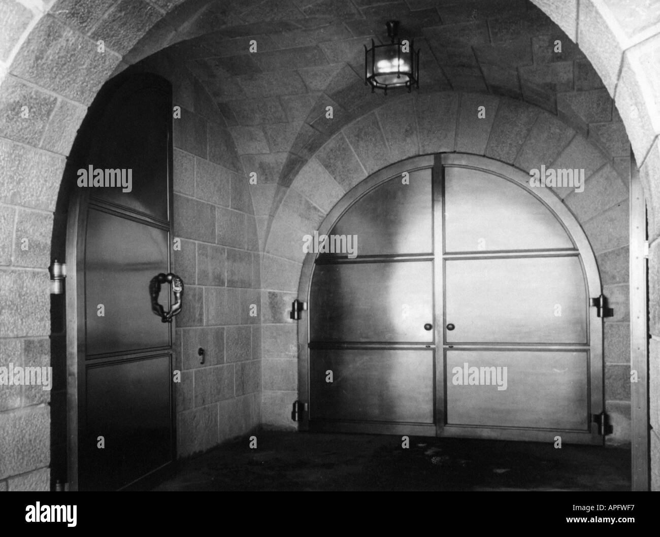 Eagle s Nest Adolf Hitler s retreat at Berchtesgaden Access corridor ...