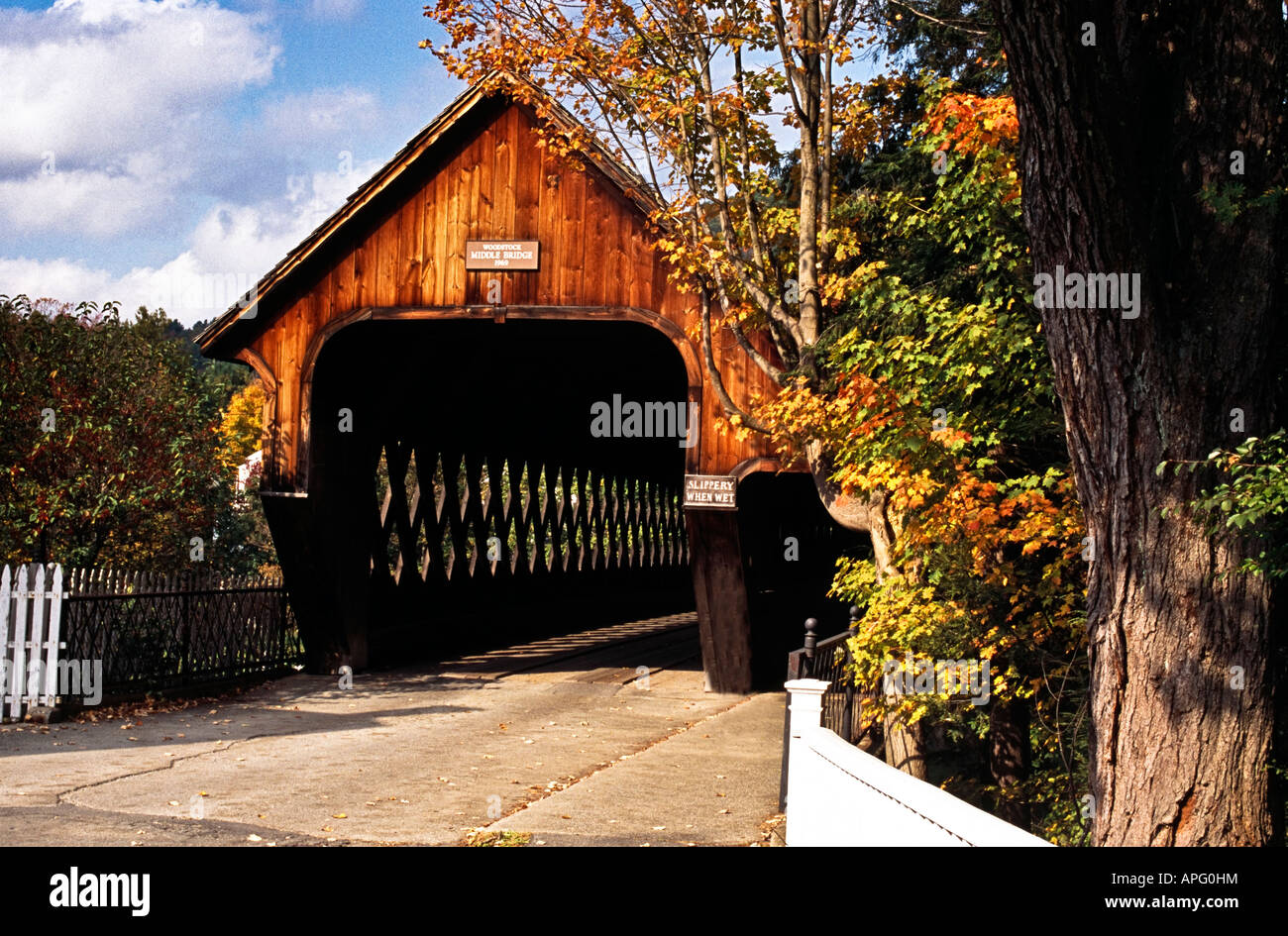 Woodstock Middle Bridge, Woodstock, Vermont, USA Stock Photo - Alamy