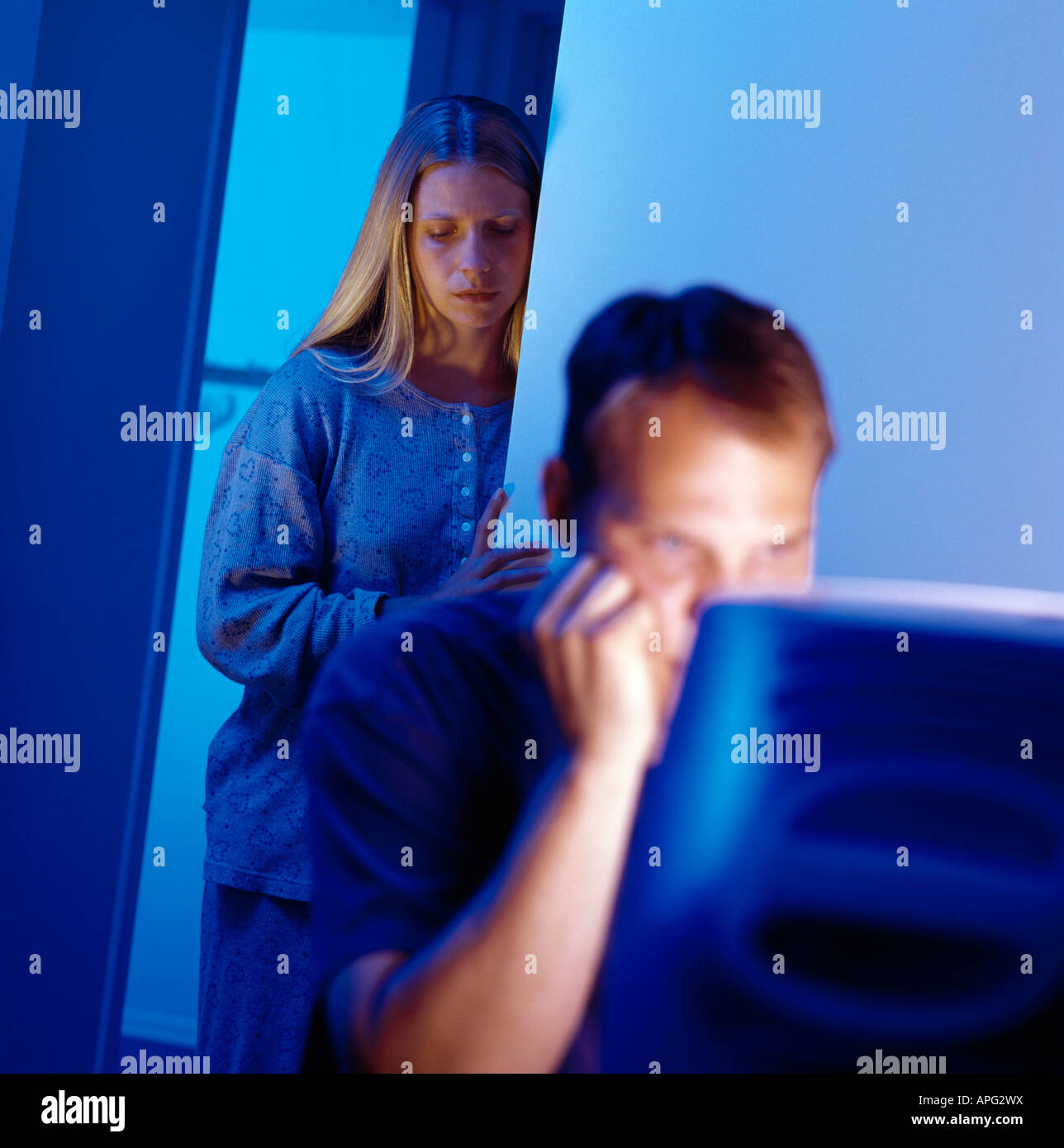 Woman man sneaking hi-res stock photography and images - Alamy