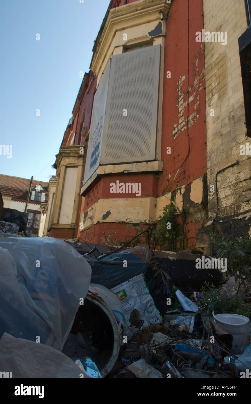 Compulsorily purchsed houses awaiting demolition in Liverpool Stock ...