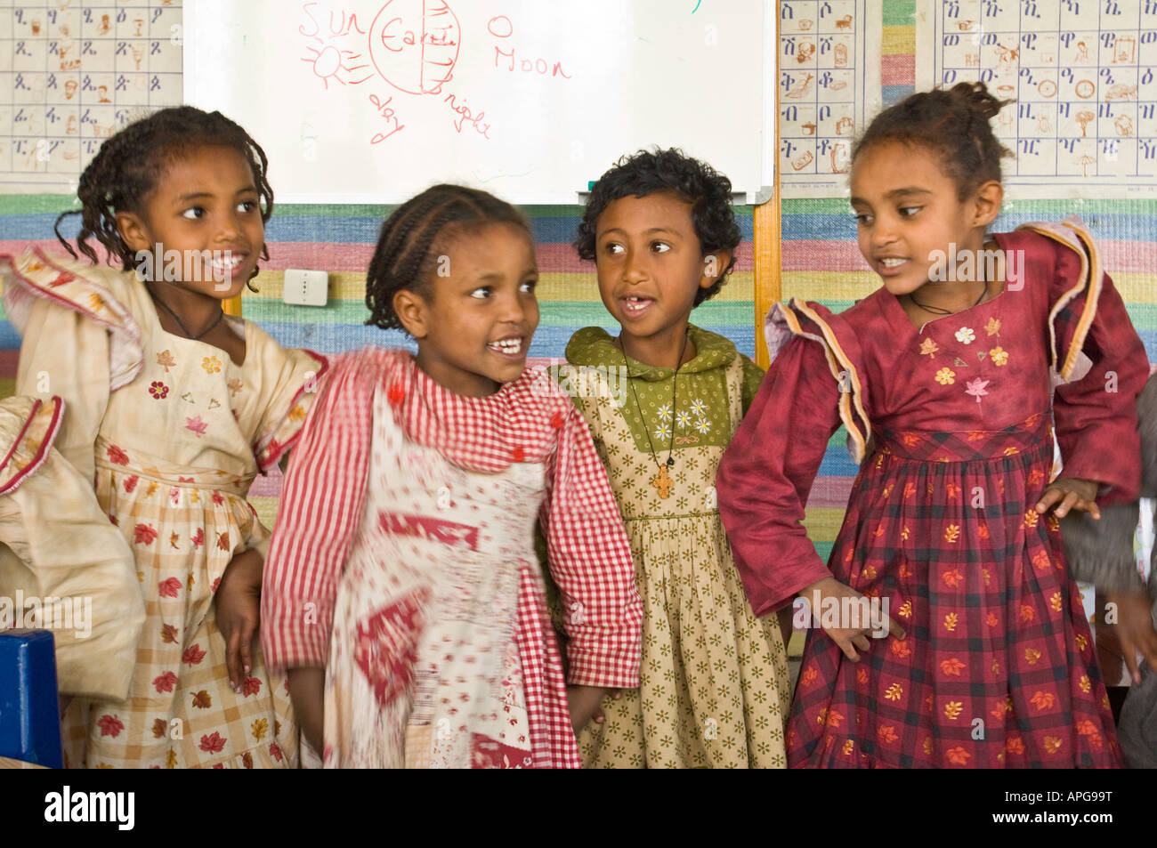 Children singing classroom hi-res stock photography and images - Alamy