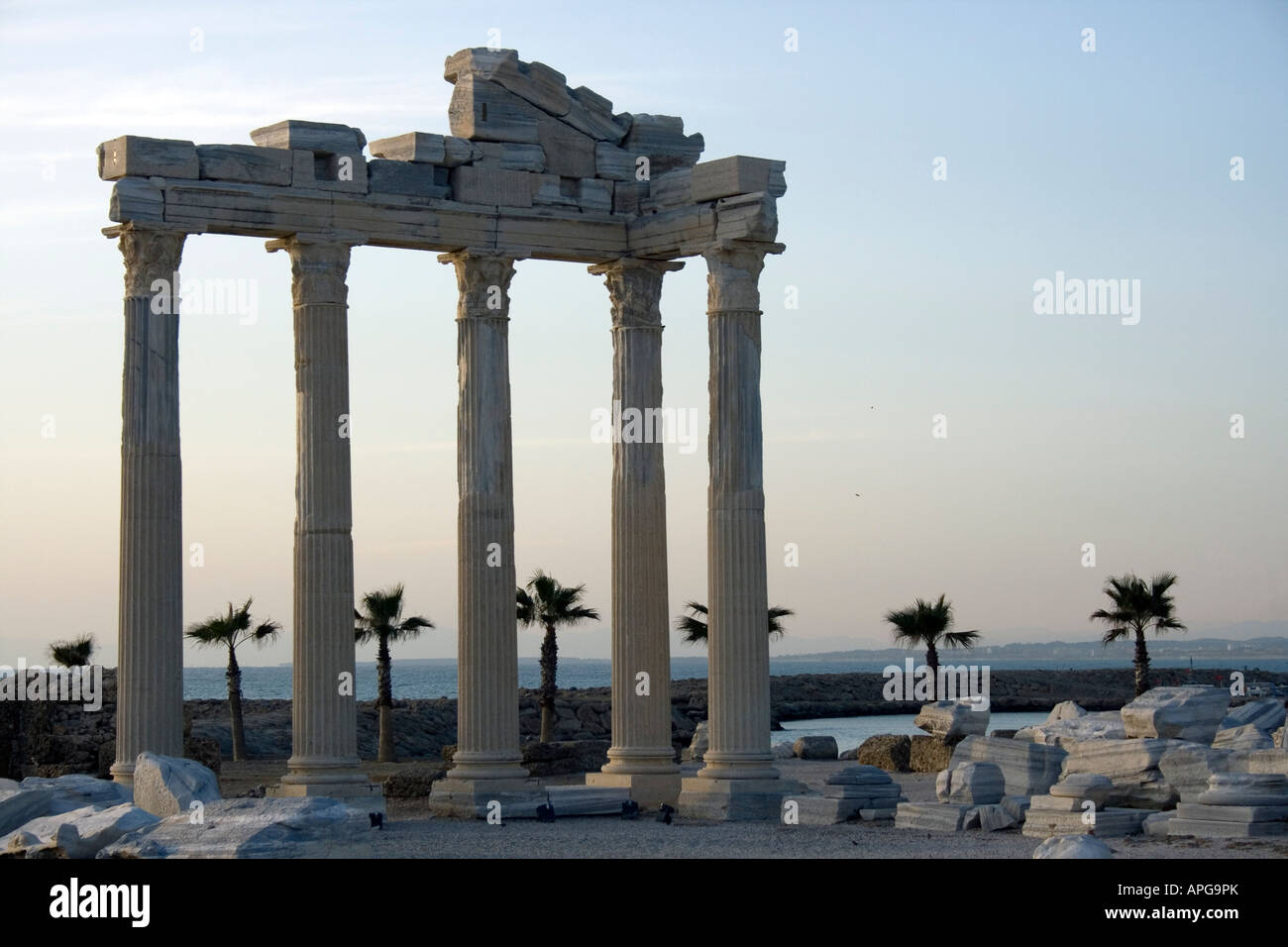 Apollo temple hi-res stock photography and images - Alamy