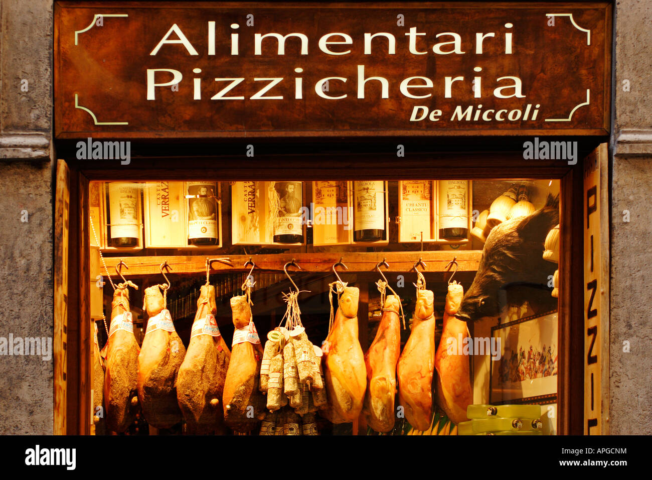 Grocery store siena italy hi-res stock photography and images - Alamy