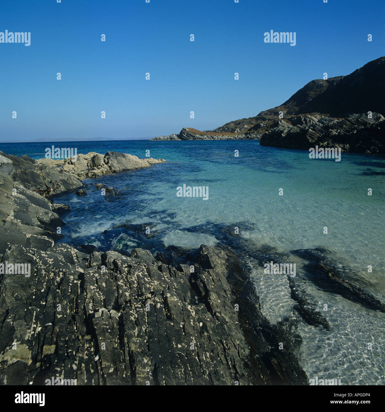 Scottish rocky beach hi-res stock photography and images - Alamy