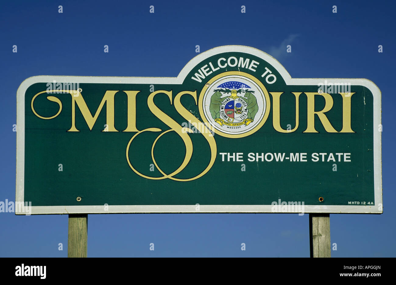 Welcome highway sign Missouri USA Stock Photo - Alamy