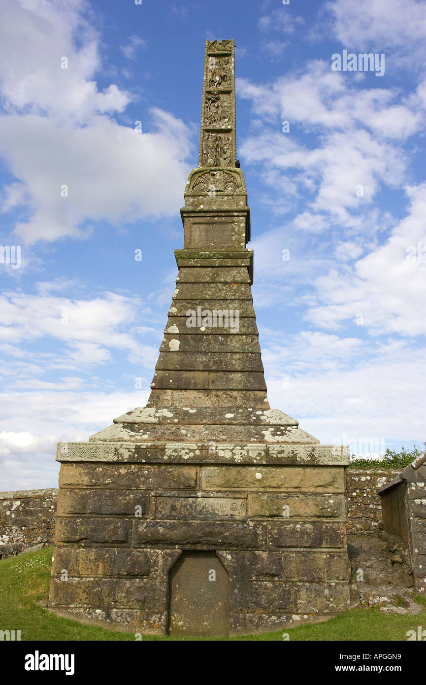 Remains high stone celtic cross hi-res stock photography and images - Alamy