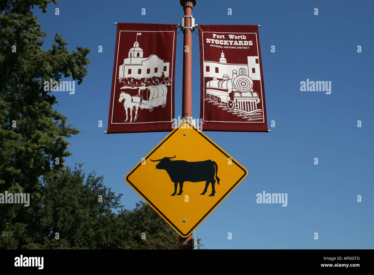 Texas farm road sign hi-res stock photography and images - Alamy