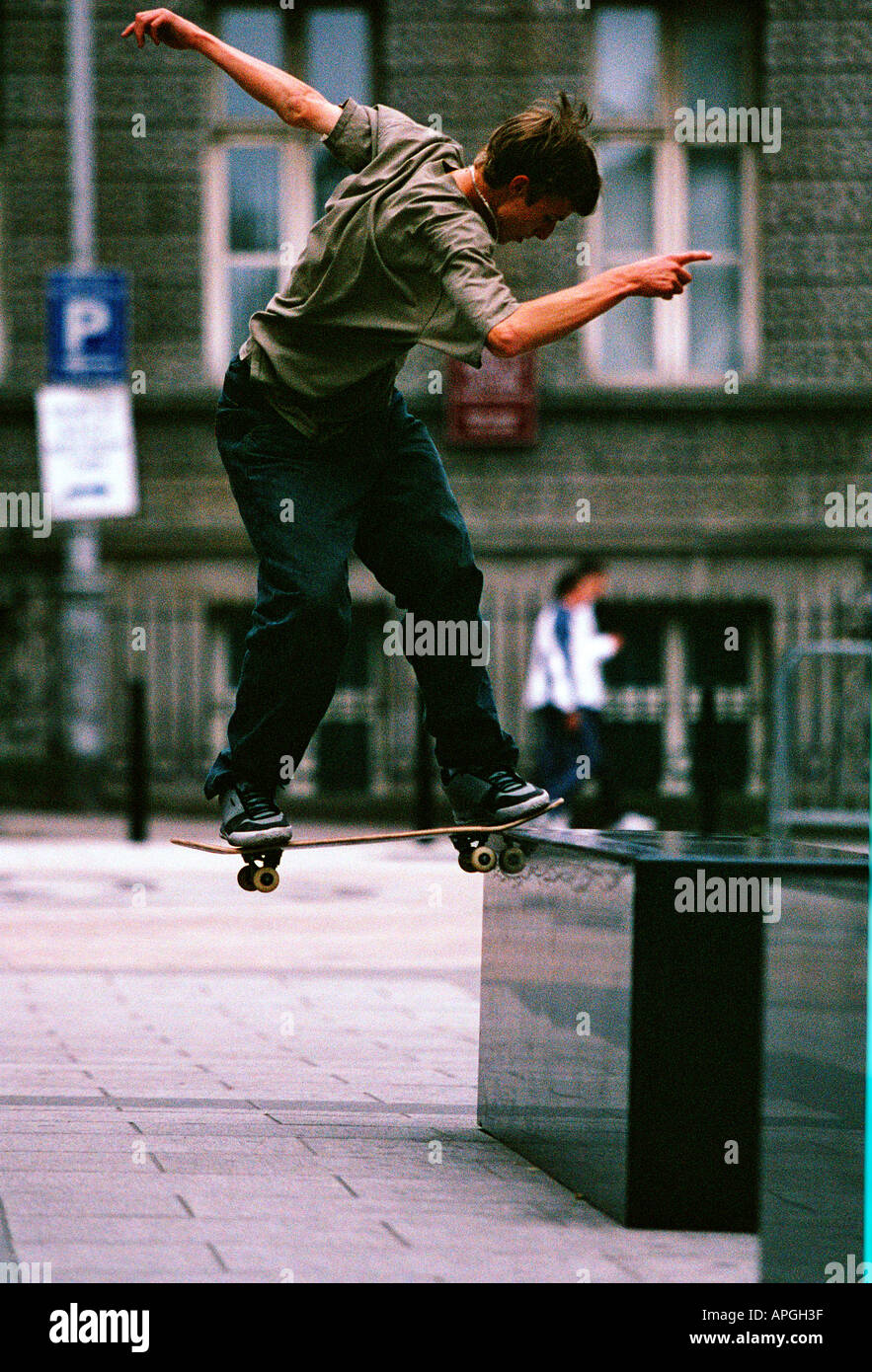 Movement sequence skate hi-res stock photography and images - Alamy