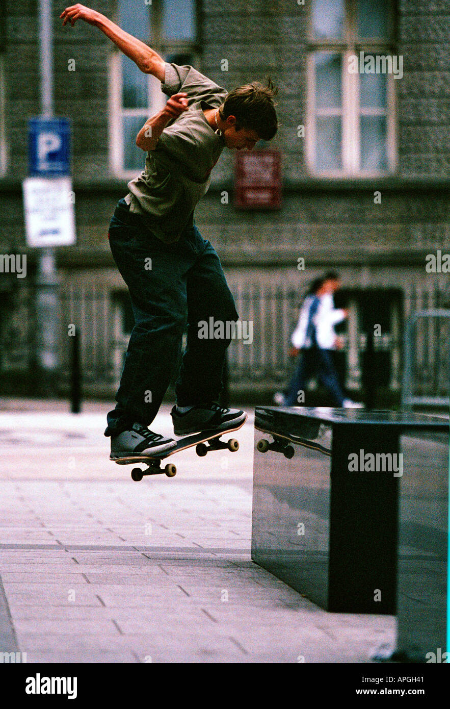 Movement sequence skate hi-res stock photography and images - Alamy