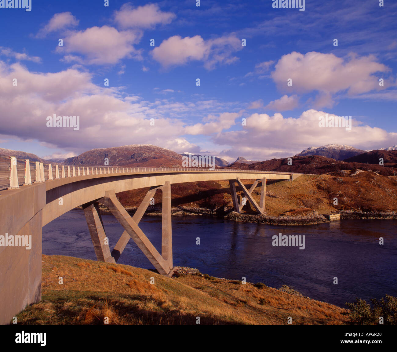 The kylesku bridge hi-res stock photography and images - Alamy