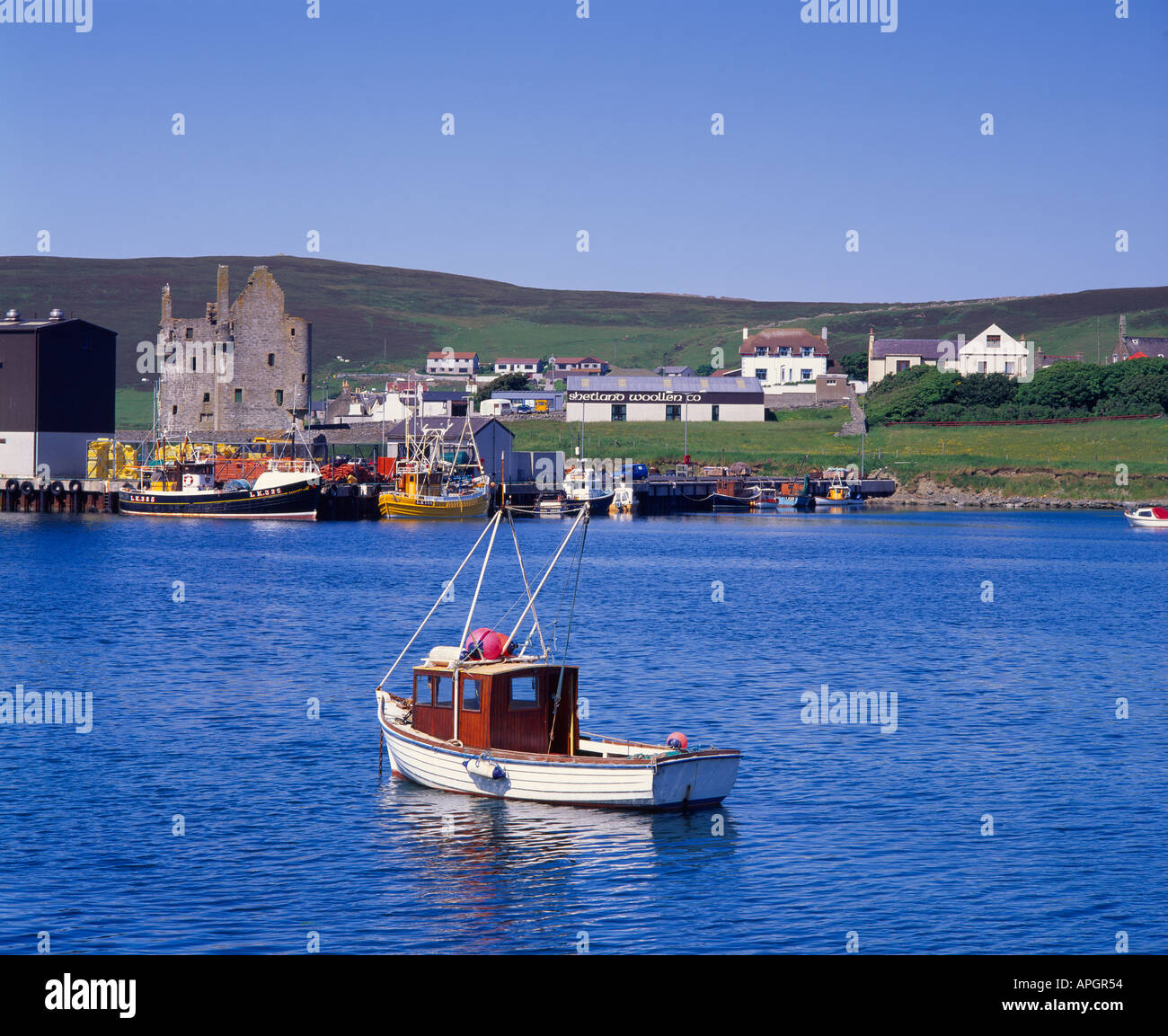 Shetland Voe Harbour High Resolution Stock Photography and Images - Alamy
