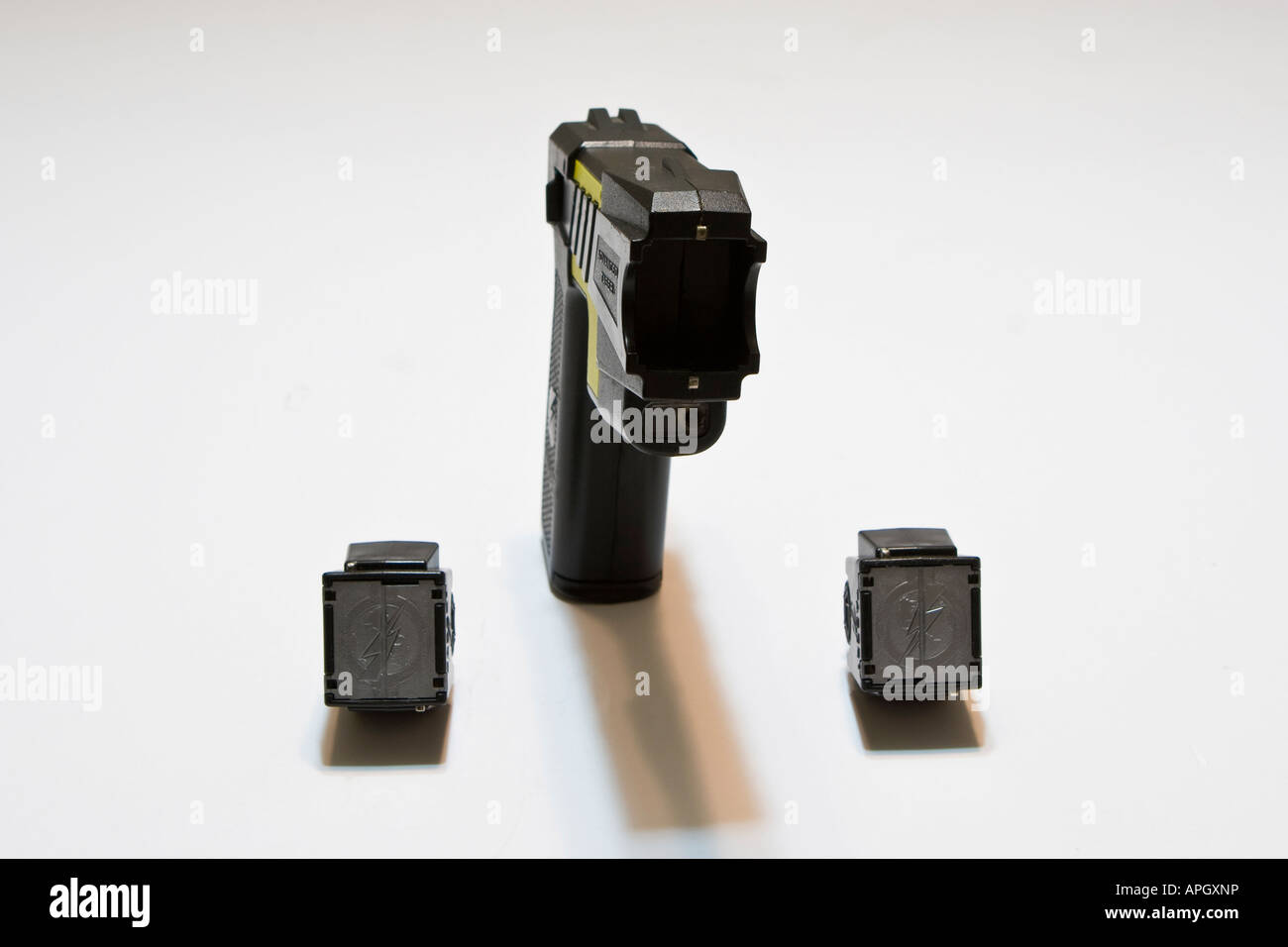 Non-Lethal Use of Force Police Standard Issue Taser Electric Stun Gun ...