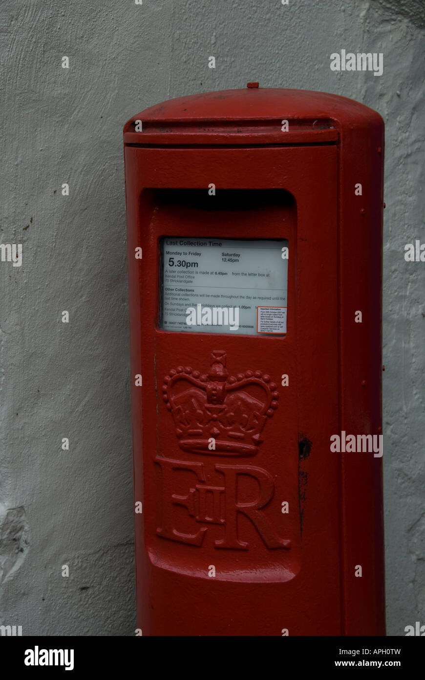 Round post box hi-res stock photography and images - Alamy