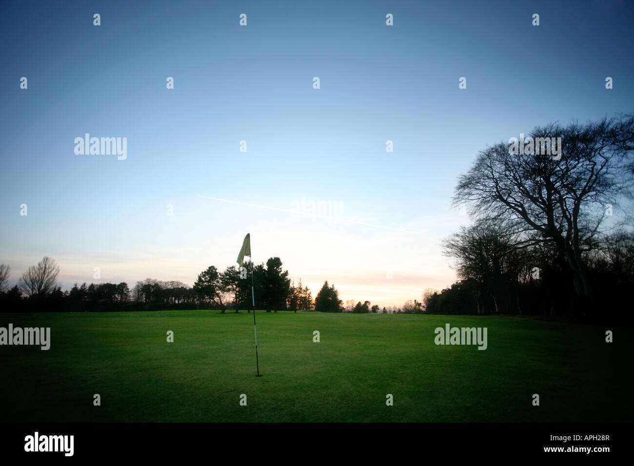Golf course winter hi-res stock photography and images - Alamy