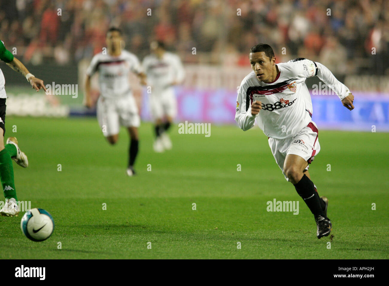 Left winger hi-res stock photography and images - Alamy