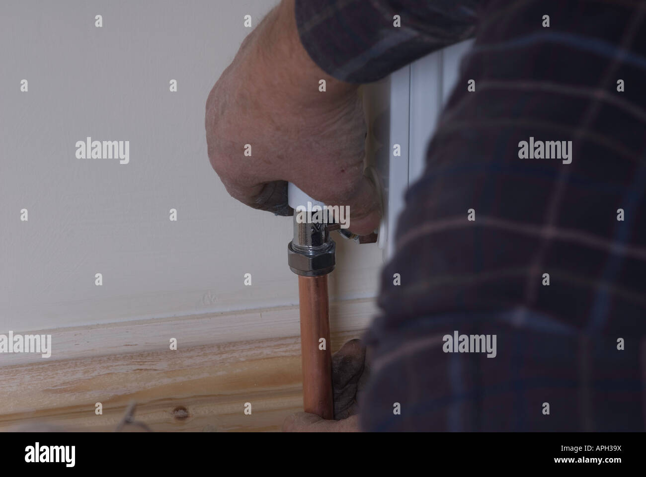 Copper pipe radiator hi-res stock photography and images - Alamy