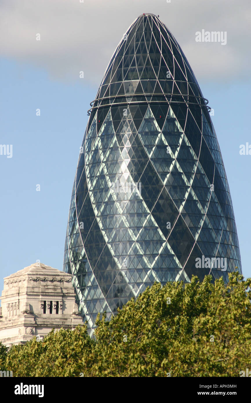 gherkin swiss re glass panel building Stock Photo - Alamy gherkin swiss re glass panel building Stock Photo - Alamy