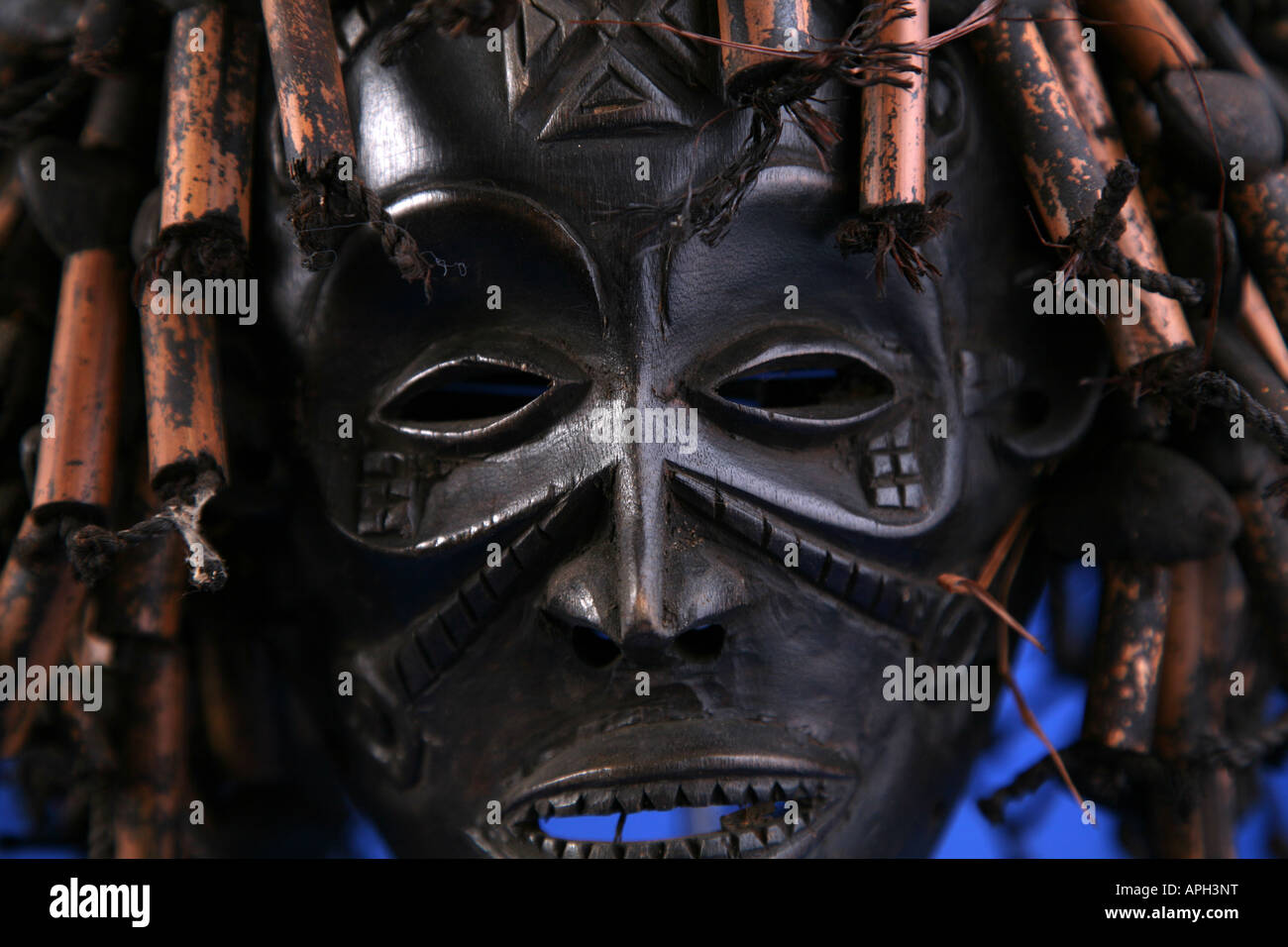 Zulu mask hi-res stock photography and images - Alamy