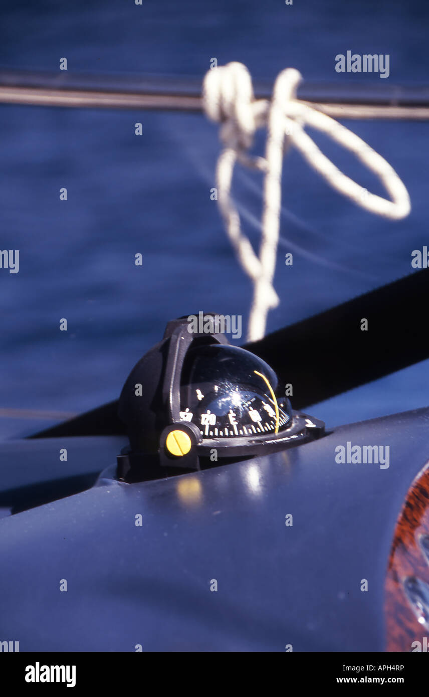 Bow compass hi-res stock photography and images - Alamy