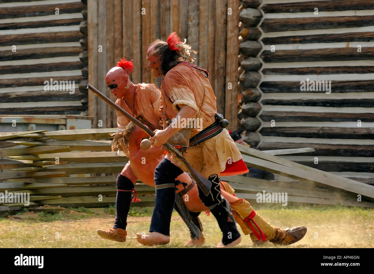 Settler fighting with indians hi-res stock photography and images - Alamy