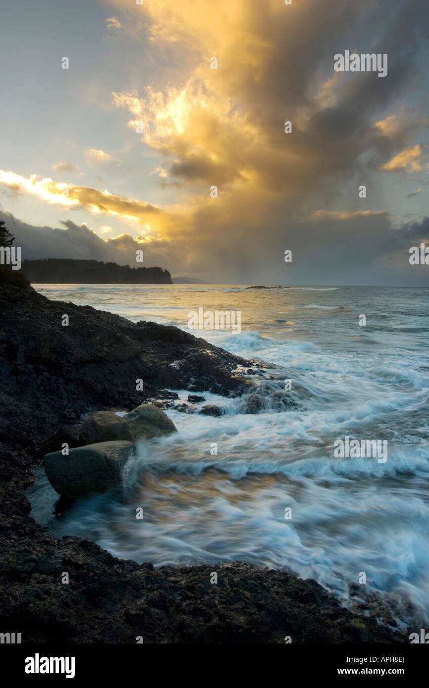 Elk river dam hi-res stock photography and images - Alamy