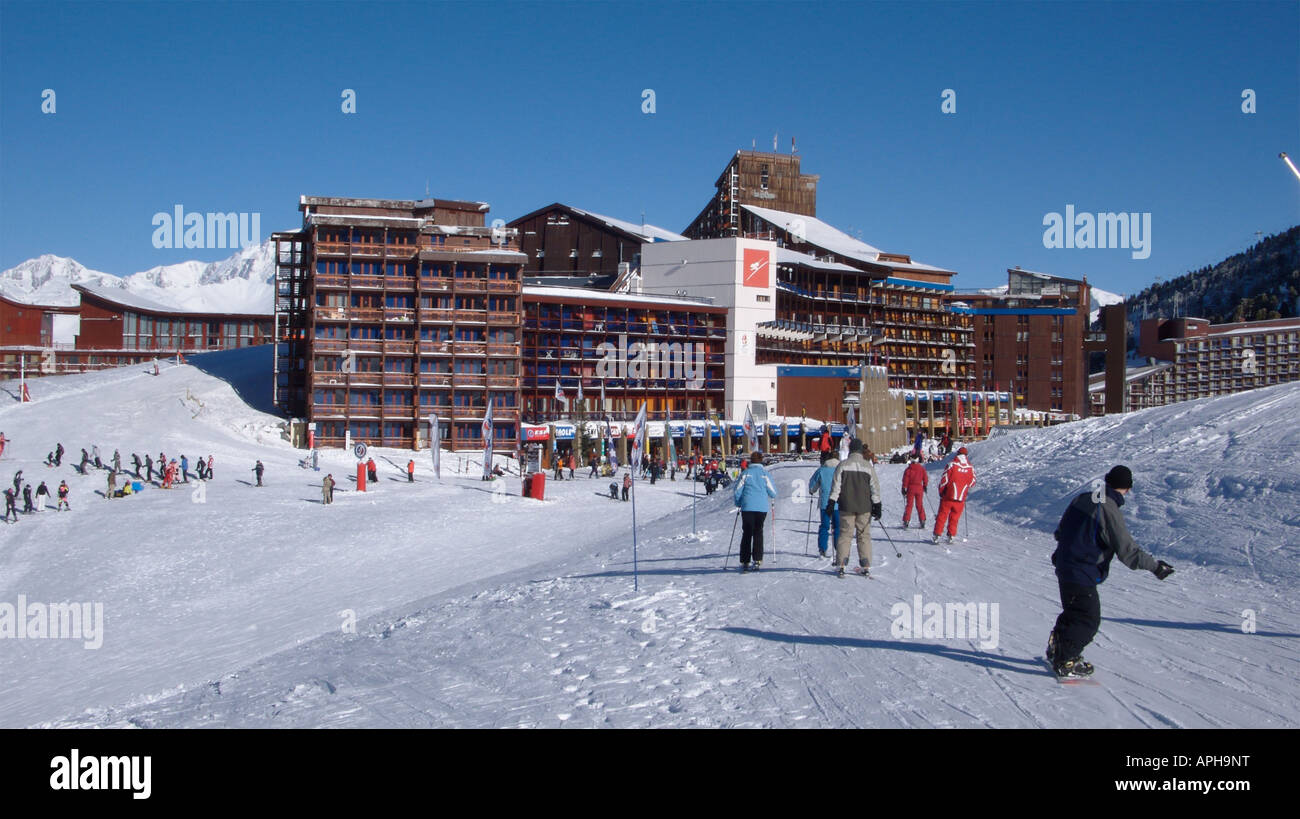 Skiing in les Arc 2000 in the French Alps France Stock Photo - Alamy
