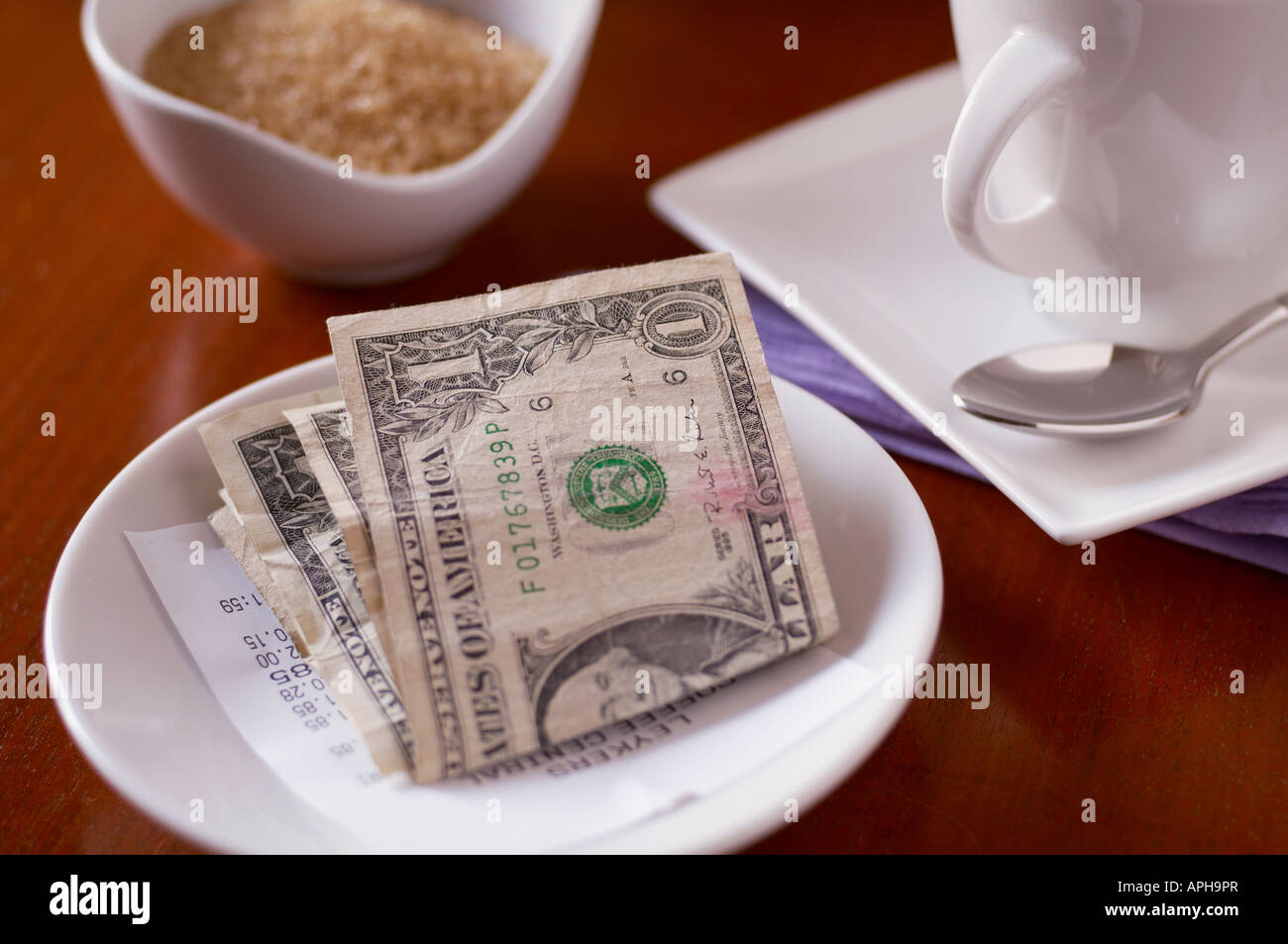 Gratuity receipt tip hi-res stock photography and images - Alamy