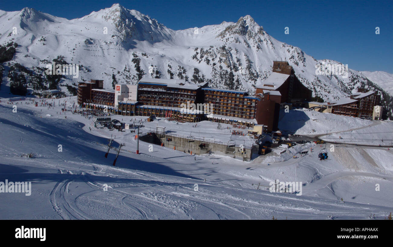 Les arc 2000 hi-res stock photography and images - Alamy