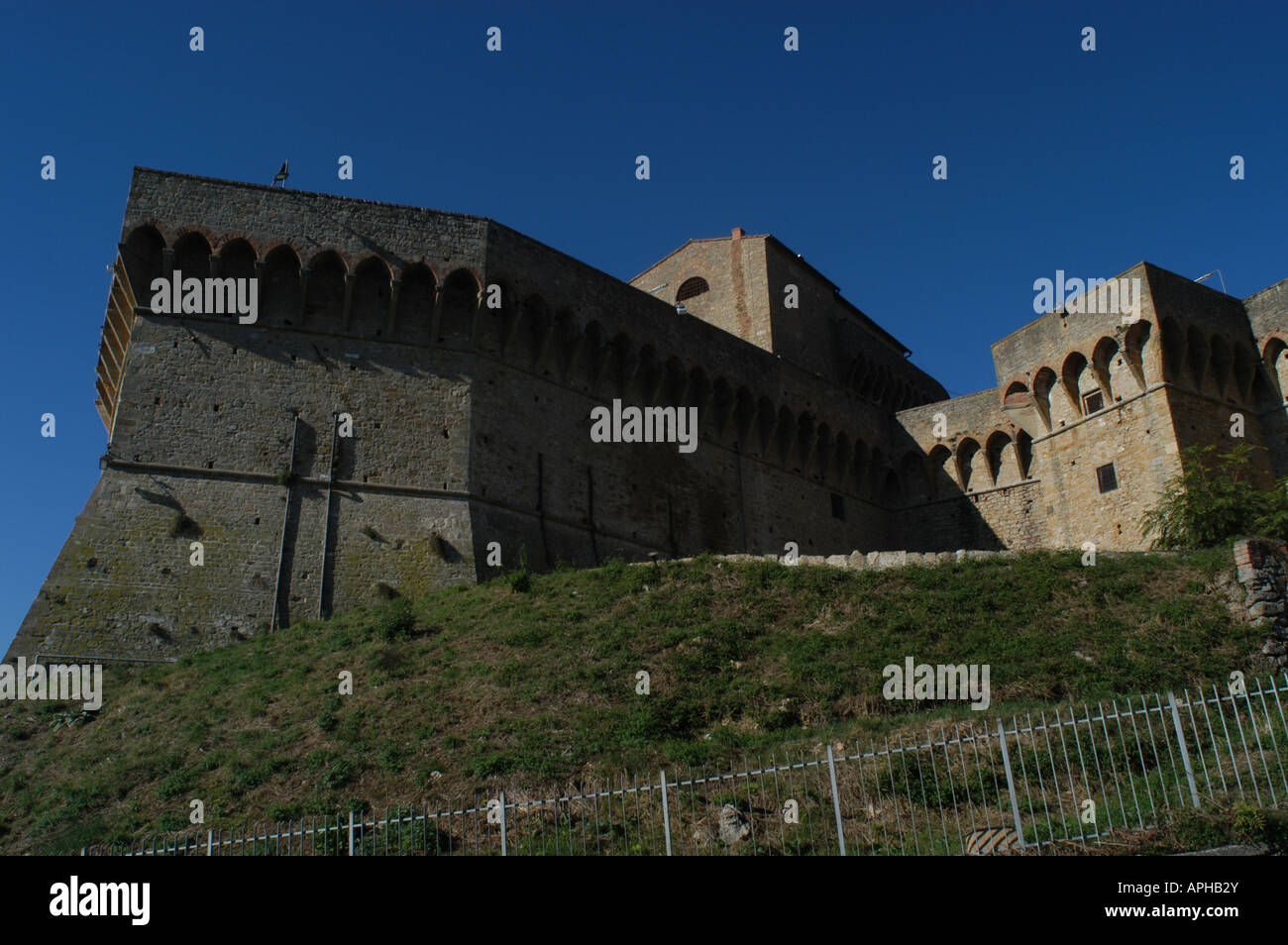 volterra medici castle Stock Photo - Alamy