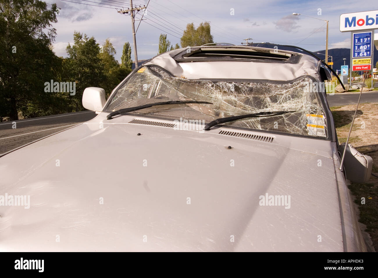 Dent car roof hi-res stock photography and images - Alamy
