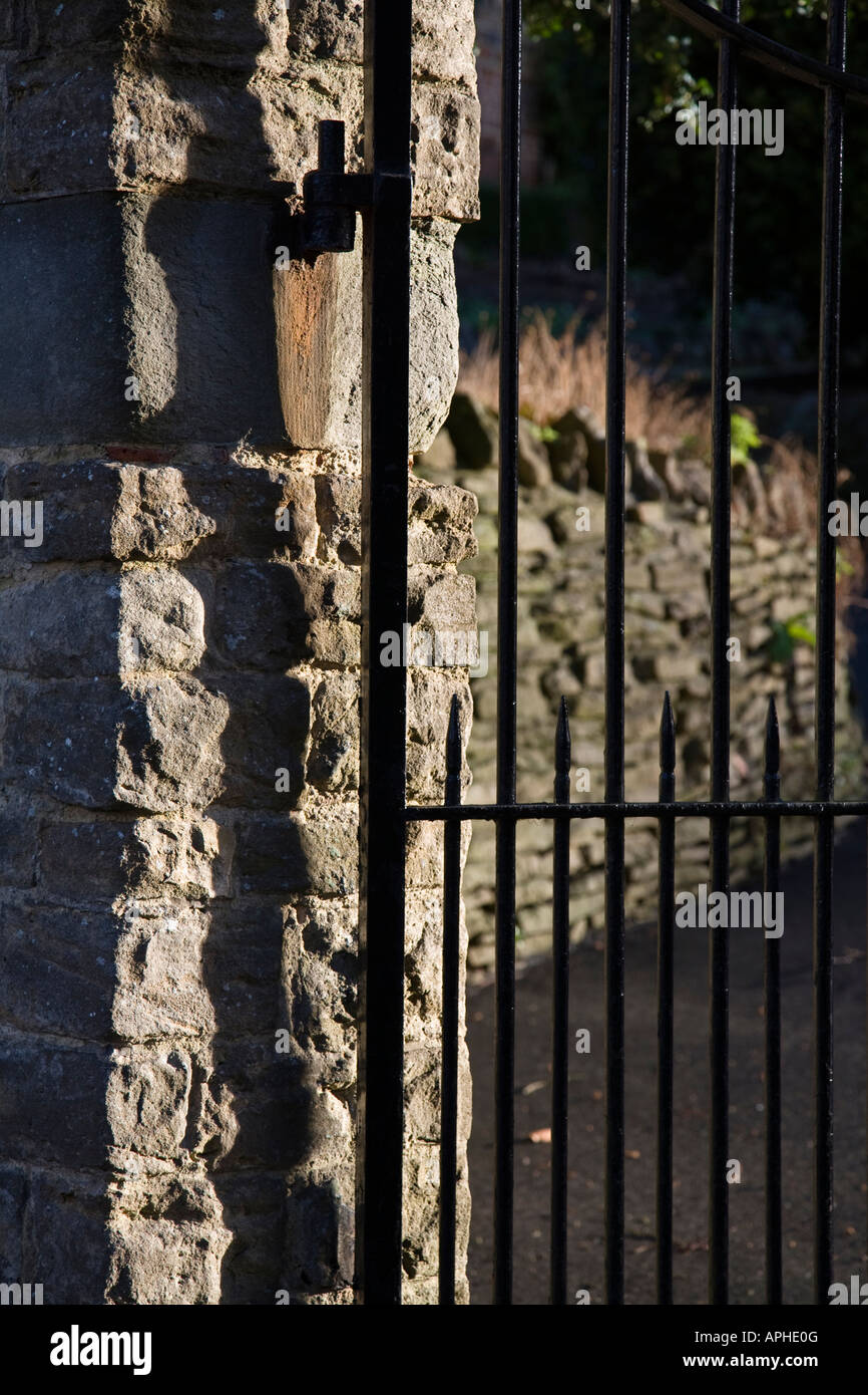 Gate spike hi-res stock photography and images - Alamy